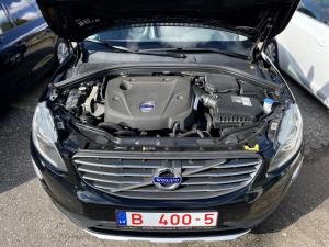 Black Volvo XC60 2015 in Riga, with an engine capacity of 2.00 L and mileage of 277 thousand km for 12590 €, photo 15 on AUTOMOTO.COM.LV