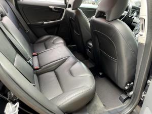 Black Volvo XC60 2015 in Riga, with an engine capacity of 2.00 L and mileage of 277 thousand km for 12590 €, photo 20 on AUTOMOTO.COM.LV
