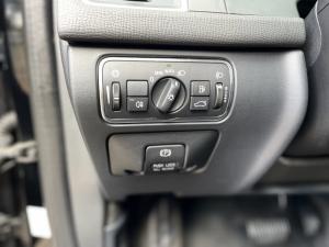 Black Volvo XC60 2015 in Riga, with an engine capacity of 2.00 L and mileage of 277 thousand km for 12590 €, photo 24 on AUTOMOTO.COM.LV