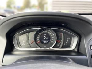 Black Volvo XC60 2015 in Riga, with an engine capacity of 2.00 L and mileage of 277 thousand km for 12590 €, photo 25 on AUTOMOTO.COM.LV
