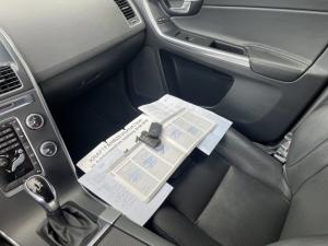 Black Volvo XC60 2015 in Riga, with an engine capacity of 2.00 L and mileage of 277 thousand km for 12590 €, photo 31 on AUTOMOTO.COM.LV