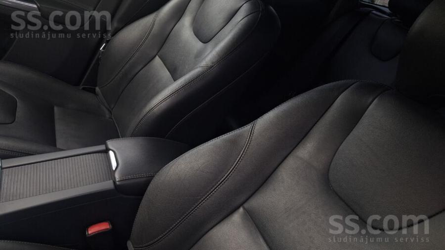 Melns Volvo XC60 2015 Rīga, ar dzinēja tilpumu 2.00 L un nobraukumu 307 tūkst. km par 9850 €, foto 5 vietnē AUTOMOTO.COM.LV