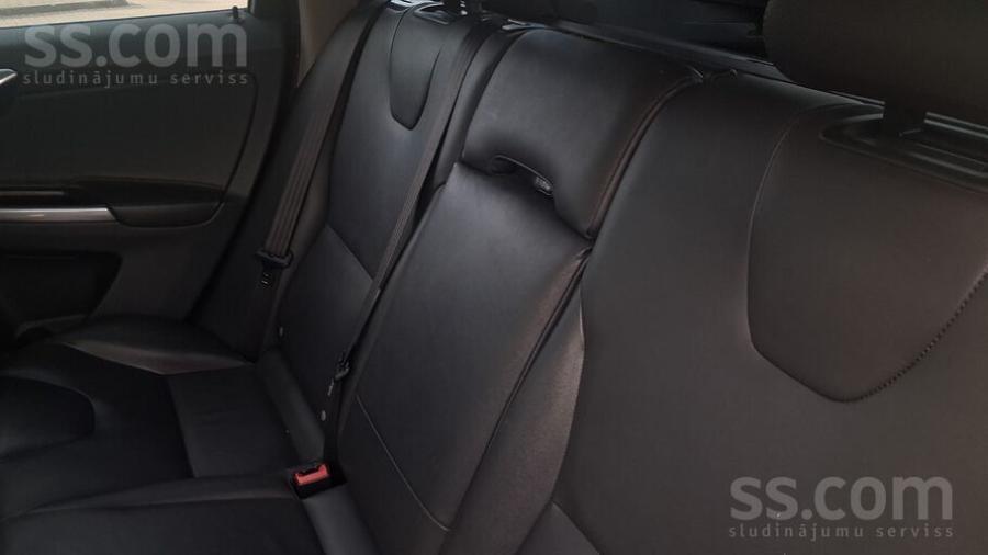 Melns Volvo XC60 2015 Rīga, ar dzinēja tilpumu 2.00 L un nobraukumu 307 tūkst. km par 9850 €, foto 9 vietnē AUTOMOTO.COM.LV