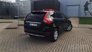 Melns Volvo XC60 2015 Rīga, ar dzinēja tilpumu 2.00 L un nobraukumu 307 tūkst. km par 9850 €, foto 22 vietnē AUTOMOTO.COM.LV