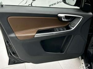 Melns Volvo XC60 2015 Viļņa, ar dzinēja tilpumu 2.95 L un nobraukumu 118 tūkst. km par 12400 €, foto 13 vietnē AUTOMOTO.COM.LV