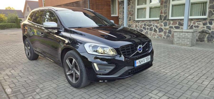 Black Volvo XC60 2015 in Marijampole, with an engine capacity of 2.40 L and mileage of 302 thousand km for 13300 €, photo 1 on AUTOMOTO.COM.LV