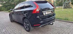 Black Volvo XC60 2015 in Marijampole, with an engine capacity of 2.40 L and mileage of 302 thousand km for 13300 €, photo 5 on AUTOMOTO.COM.LV