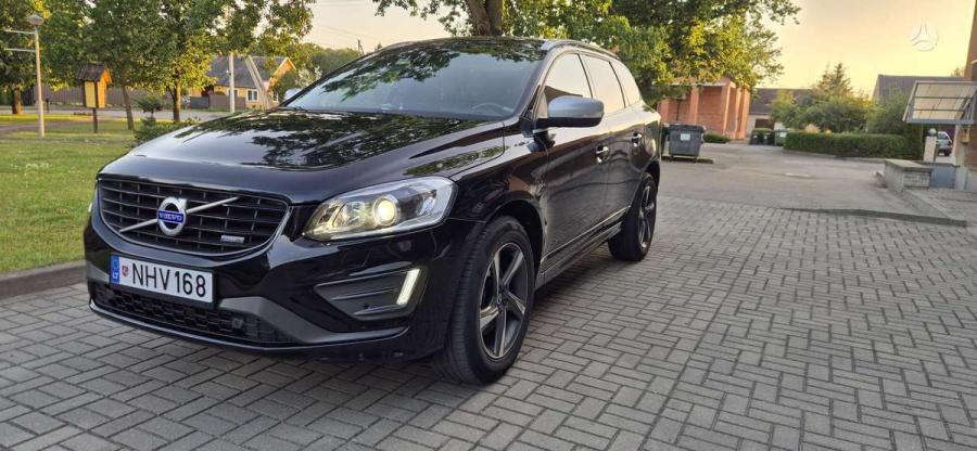 Black Volvo XC60 2015 in Marijampole, with an engine capacity of 2.40 L and mileage of 302 thousand km for 13300 €, photo 14 on AUTOMOTO.COM.LV