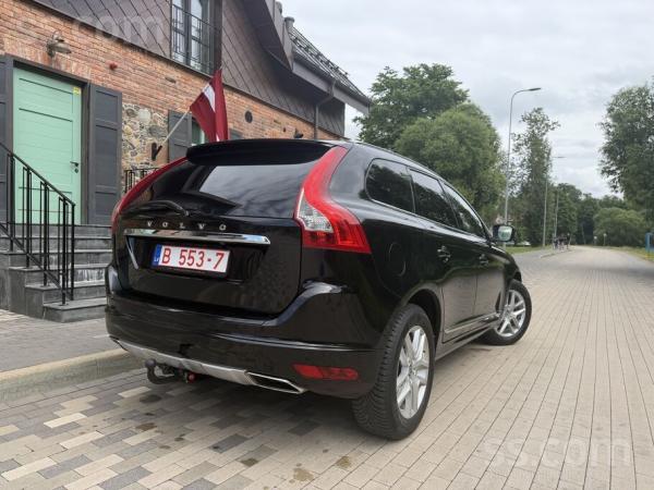 Black Volvo XC60 2015 in Rezekne, with an engine capacity of 2.40 L and mileage of 247 thousand km for 14490 €, photo 6 on AUTOMOTO.COM.LV