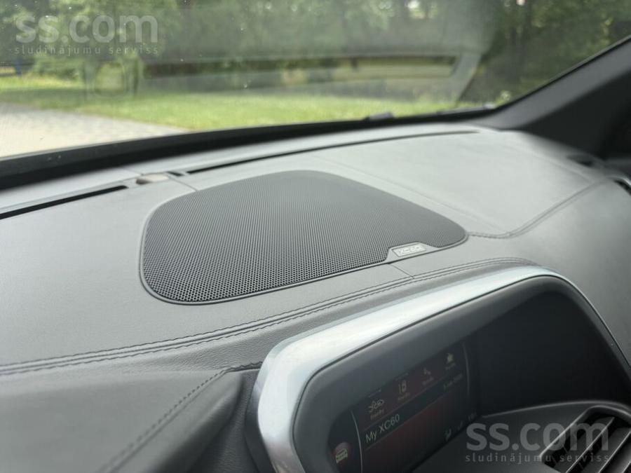Melns Volvo XC60 2015 Rēzekne, ar dzinēja tilpumu 2.40 L un nobraukumu 247 tūkst. km par 14490 €, foto 13 vietnē AUTOMOTO.COM.LV