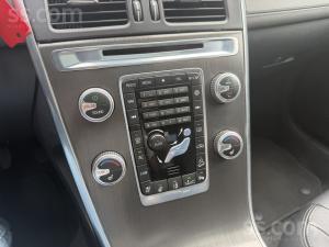 Melns Volvo XC60 2015 Rēzekne, ar dzinēja tilpumu 2.40 L un nobraukumu 247 tūkst. km par 14490 €, foto 17 vietnē AUTOMOTO.COM.LV