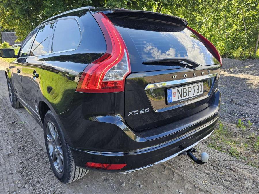 Melns Volvo XC60 2015 Kauņa, ar dzinēja tilpumu 1.97 L un nobraukumu 238 tūkst. km par 9950 €, foto 10 vietnē AUTOMOTO.COM.LV