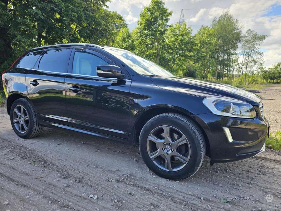 Melns Volvo XC60 2015 Kauņa, ar dzinēja tilpumu 1.97 L un nobraukumu 238 tūkst. km par 9950 €, foto 13 vietnē AUTOMOTO.COM.LV
