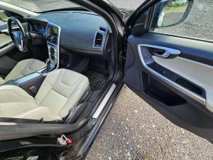 Melns Volvo XC60 2015 Kauņa, ar dzinēja tilpumu 1.97 L un nobraukumu 238 tūkst. km par 9950 €, foto 24 vietnē AUTOMOTO.COM.LV