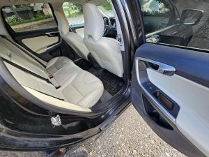 Melns Volvo XC60 2015 Kauņa, ar dzinēja tilpumu 1.97 L un nobraukumu 238 tūkst. km par 9950 €, foto 31 vietnē AUTOMOTO.COM.LV