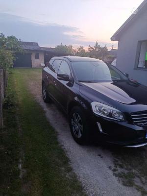 Melns Volvo XC60 2015 Naujoji Akmenė, ar dzinēja tilpumu 2.00 L un nobraukumu 307 tūkst. km par 8400 €, foto 4 vietnē AUTOMOTO.COM.LV