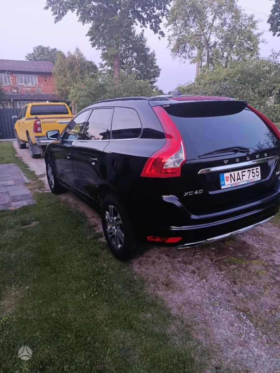 Melns Volvo XC60 2015 Naujoji Akmenė, ar dzinēja tilpumu 2.00 L un nobraukumu 307 tūkst. km par 8400 €, foto 7 vietnē AUTOMOTO.COM.LV