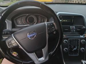Melns Volvo XC60 2015 Naujoji Akmenė, ar dzinēja tilpumu 2.00 L un nobraukumu 307 tūkst. km par 8400 €, foto 13 vietnē AUTOMOTO.COM.LV
