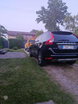 Melns Volvo XC60 2015 Naujoji Akmenė, ar dzinēja tilpumu 2.00 L un nobraukumu 307 tūkst. km par 8400 €, foto 19 vietnē AUTOMOTO.COM.LV