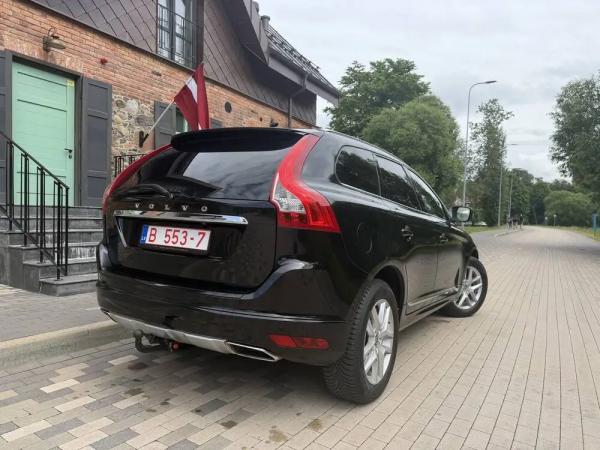 Melns Volvo XC60 2015 Rēzekne, ar dzinēja tilpumu 2.40 L un nobraukumu 247 tūkst. km par 14490 €, foto 6 vietnē AUTOMOTO.COM.LV