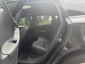 Melns Volvo XC60 2015 Rēzekne, ar dzinēja tilpumu 2.40 L un nobraukumu 247 tūkst. km par 14490 €, foto 11 vietnē AUTOMOTO.COM.LV