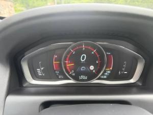 Melns Volvo XC60 2015 Rēzekne, ar dzinēja tilpumu 2.40 L un nobraukumu 247 tūkst. km par 14490 €, foto 16 vietnē AUTOMOTO.COM.LV