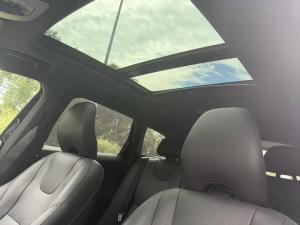 Melns Volvo XC60 2015 Rēzekne, ar dzinēja tilpumu 2.40 L un nobraukumu 247 tūkst. km par 14490 €, foto 20 vietnē AUTOMOTO.COM.LV