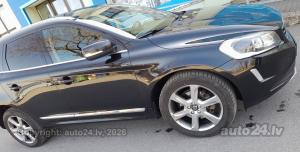 Melns Volvo XC60 2015 Tallina, ar dzinēja tilpumu 2.40 L un nobraukumu 296 tūkst. km par 11999 €, foto 6 vietnē AUTOMOTO.COM.LV