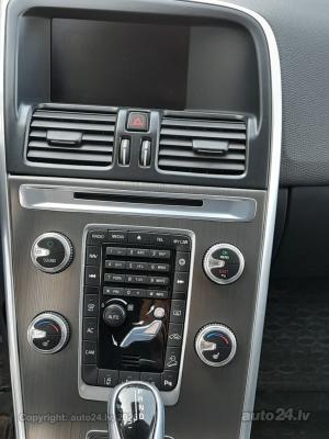 Melns Volvo XC60 2015 Tallina, ar dzinēja tilpumu 2.40 L un nobraukumu 296 tūkst. km par 11999 €, foto 11 vietnē AUTOMOTO.COM.LV