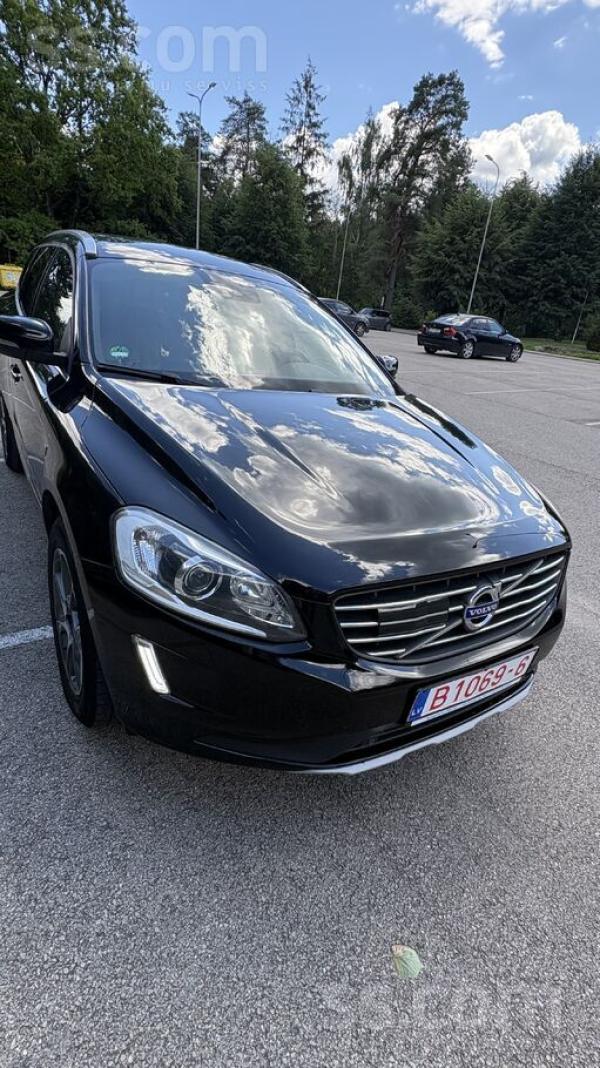 Melns Volvo XC60 2015 Ogre, ar dzinēja tilpumu 2.40 L un nobraukumu 209 tūkst. km par 14350 €, foto 5 vietnē AUTOMOTO.COM.LV