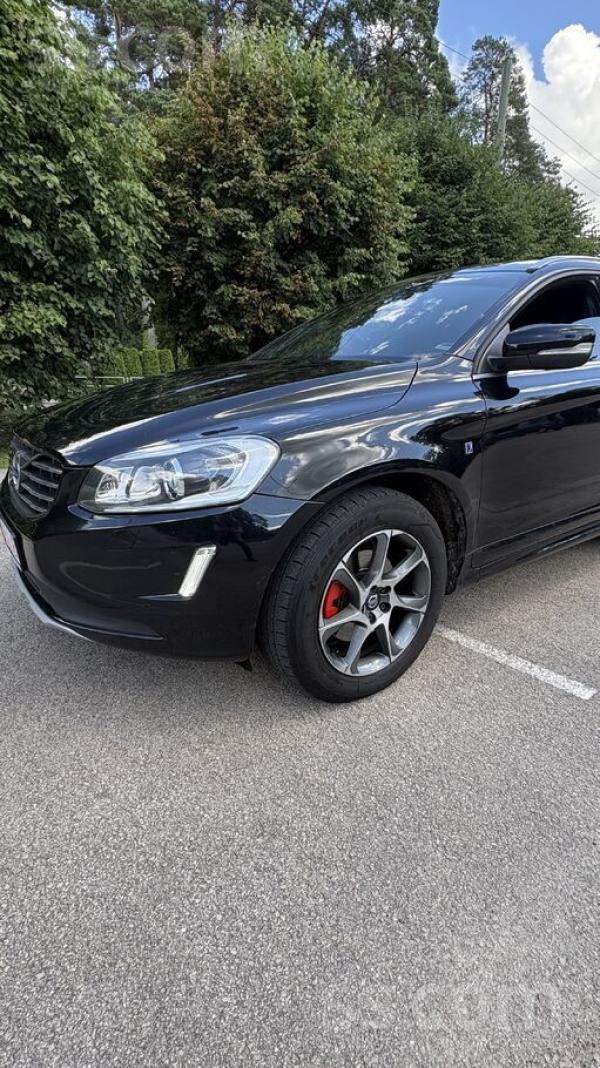 Melns Volvo XC60 2015 Ogre, ar dzinēja tilpumu 2.40 L un nobraukumu 209 tūkst. km par 14350 €, foto 7 vietnē AUTOMOTO.COM.LV