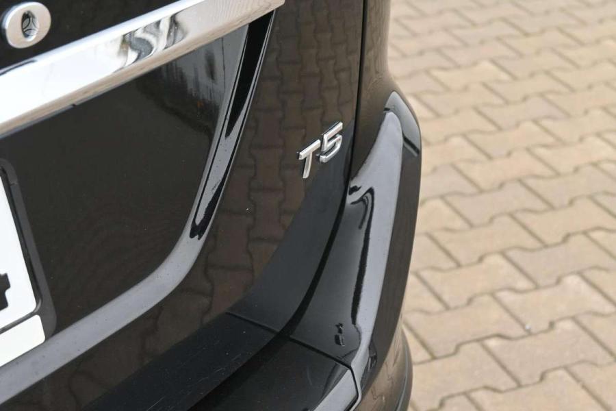 Melns Volvo XC60 2015 Kretinga, ar dzinēja tilpumu 1.97 L un nobraukumu 233 tūkst. km par 11650 €, foto 12 vietnē AUTOMOTO.COM.LV