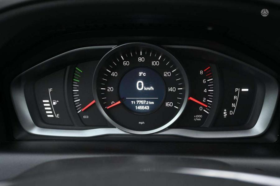 Melns Volvo XC60 2015 Kretinga, ar dzinēja tilpumu 1.97 L un nobraukumu 233 tūkst. km par 11650 €, foto 30 vietnē AUTOMOTO.COM.LV