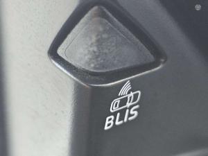 Black Volvo XC60 2015 in Pakruojis, with an engine capacity of 1.97 L and mileage of 301 thousand km for 8300 €, photo 13 on AUTOMOTO.COM.LV