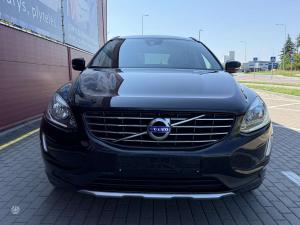 Black Volvo XC60 2015 in Utena, with an engine capacity of 1.98 L and mileage of 293 thousand km for 9900 €, photo 7 on AUTOMOTO.COM.LV