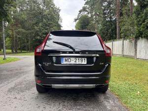 Black Volvo XC60 2015 in Riga, with an engine capacity of 2.00 L and mileage of 369 thousand km for 9290 €, photo 7 on AUTOMOTO.COM.LV