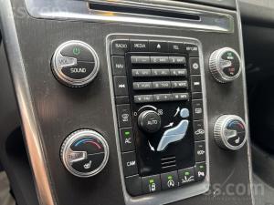 Black Volvo XC60 2015 in Riga, with an engine capacity of 2.00 L and mileage of 369 thousand km for 9290 €, photo 20 on AUTOMOTO.COM.LV