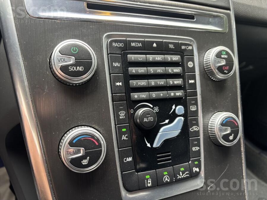Black Volvo XC60 2015 in Riga, with an engine capacity of 2.00 L and mileage of 369 thousand km for 9290 €, photo 20 on AUTOMOTO.COM.LV