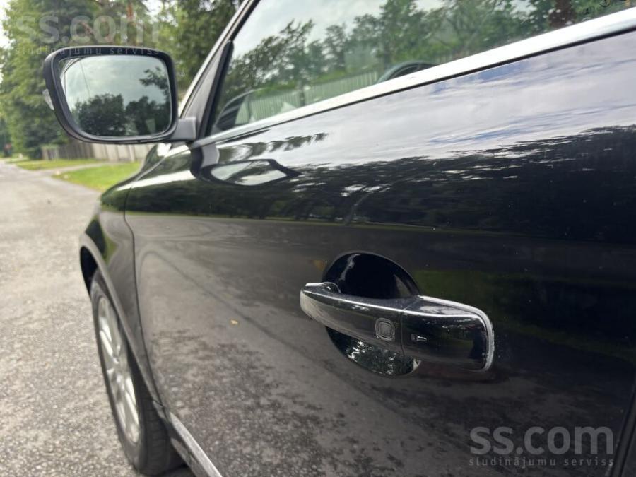 Black Volvo XC60 2015 in Riga, with an engine capacity of 2.00 L and mileage of 369 thousand km for 9290 €, photo 26 on AUTOMOTO.COM.LV