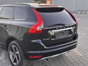 Black Volvo XC60 2015 in Raseiniai, with an engine capacity of 1.98 L and mileage of 281 thousand km for 11500 €, photo 9 on AUTOMOTO.COM.LV