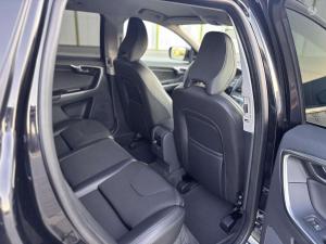 Black Volvo XC60 2015 in Raseiniai, with an engine capacity of 1.98 L and mileage of 281 thousand km for 11500 €, photo 38 on AUTOMOTO.COM.LV