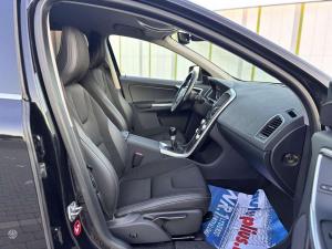 Black Volvo XC60 2015 in Raseiniai, with an engine capacity of 1.98 L and mileage of 281 thousand km for 11500 €, photo 39 on AUTOMOTO.COM.LV