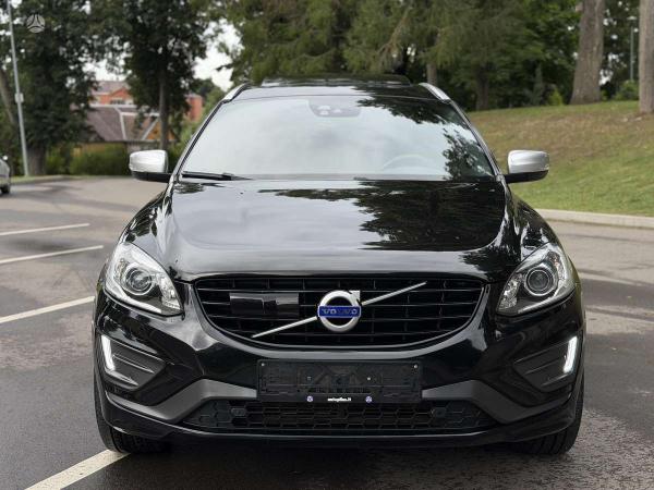 Black Volvo XC60 2015 in Utena, with an engine capacity of 2.40 L and mileage of 250 thousand km for 15350 €, photo 4 on AUTOMOTO.COM.LV