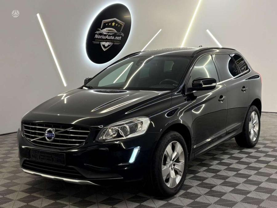 Black Volvo XC60 2015 in Marijampole, with an engine capacity of 2.40 L and mileage of 237 thousand km for 12950 €, photo 5 on AUTOMOTO.COM.LV