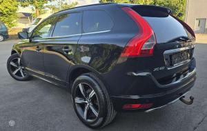 Black Volvo XC60 2015 in Kaunas, with an engine capacity of 1.97 L and mileage of 317 thousand km for 9299 €, photo 8 on AUTOMOTO.COM.LV