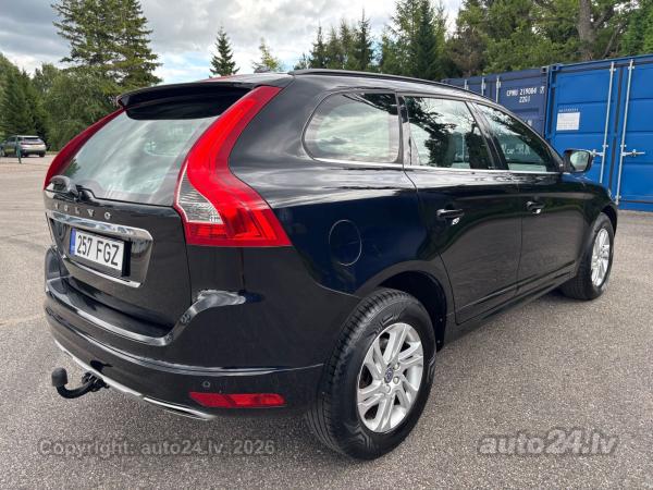 Black Volvo XC60 2015 in Paide, with an engine capacity of 2.00 L and mileage of 286 thousand km for 11490 €, photo 5 on AUTOMOTO.COM.LV