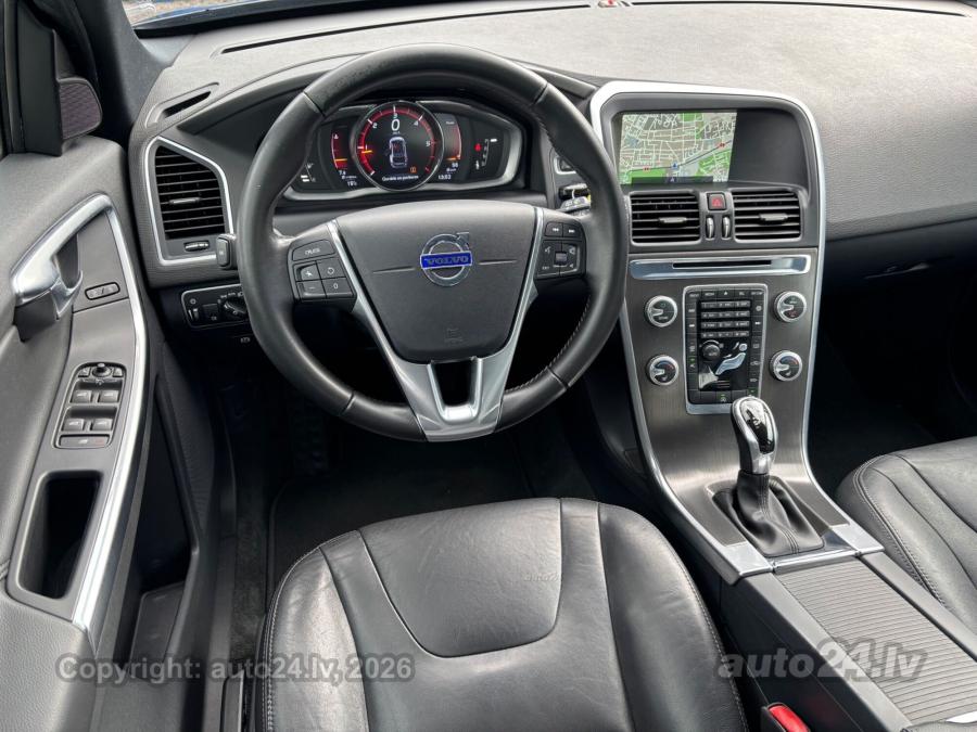 Melns Volvo XC60 2015 Paide, ar dzinēja tilpumu 2.00 L un nobraukumu 286 tūkst. km par 11490 €, foto 12 vietnē AUTOMOTO.COM.LV
