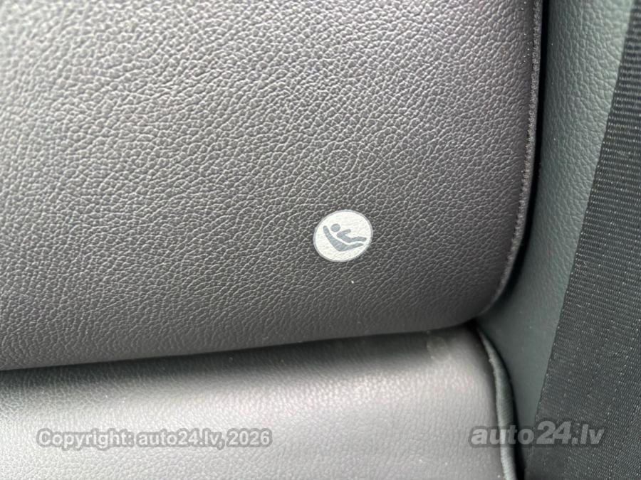 Melns Volvo XC60 2015 Paide, ar dzinēja tilpumu 2.00 L un nobraukumu 286 tūkst. km par 11490 €, foto 21 vietnē AUTOMOTO.COM.LV