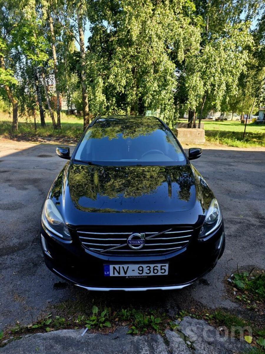 Black Volvo XC60 2015 in Riga, with an engine capacity of 2.00 L and mileage of 215 thousand km for 9000 €, photo 1 on AUTOMOTO.COM.LV