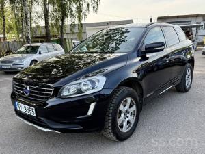 Черный Вольво ХС60 2015 в Рига, объемом двигателя 2.00 л и пробегом 0 тыс. км за 8450 €, фото  на AUTOMOTO.COM.LV